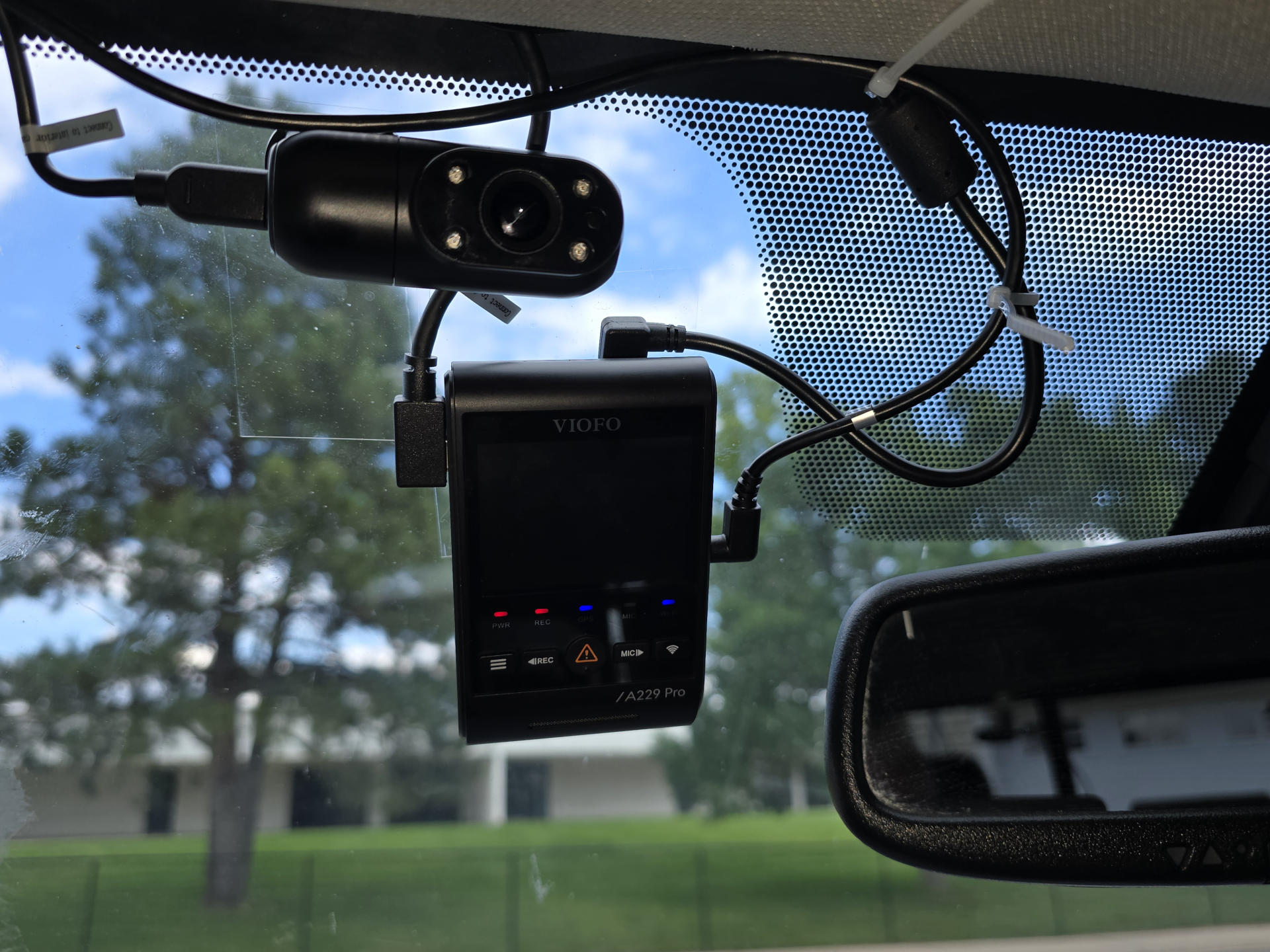 Viofo A229 Pro install | Toyota Tundra Forum